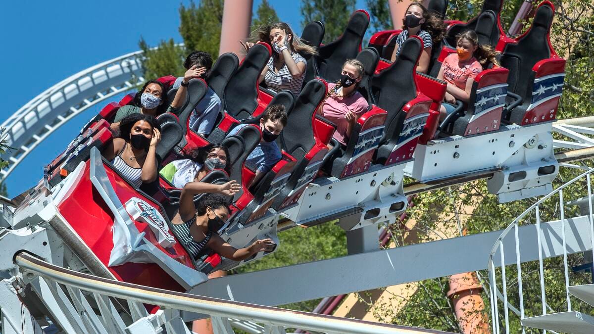 Six Flags - Themepark+